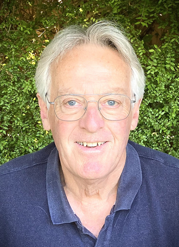 Mike Reed tutors Drawing and Painting classes in Beaconsfield